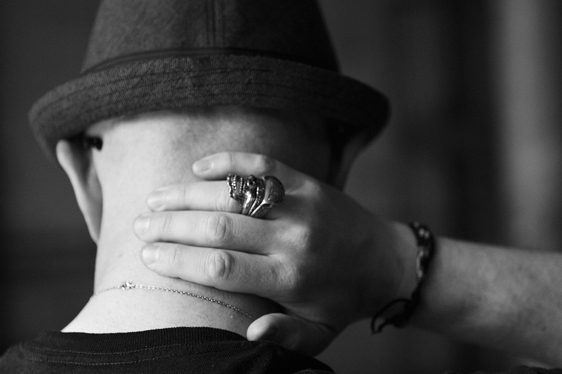 4 ways you know he's a keeper - Hey Saturday